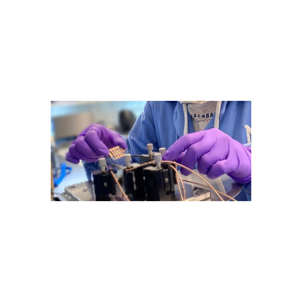 Inverted perovskite solar cell based on amidinium passivator achieves ...